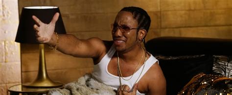 Kate Mckinnon Popsugar Love And Sex