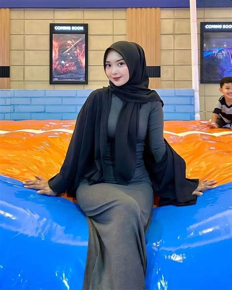 Pin By Tinaayla On Hijab Hijab Fashion Muslim Fashion Pashmina
