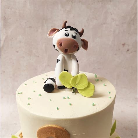 Cake Design Cow