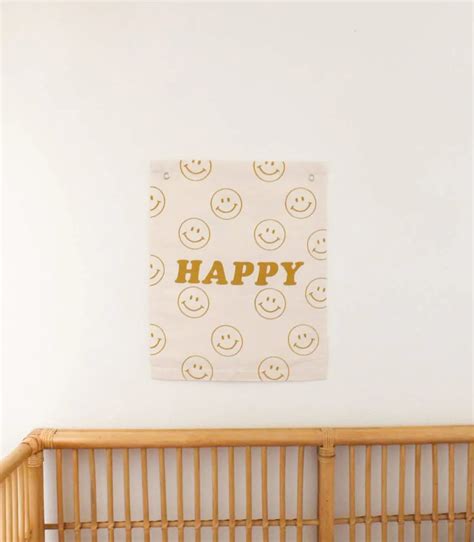Happy Banner Roe Cru