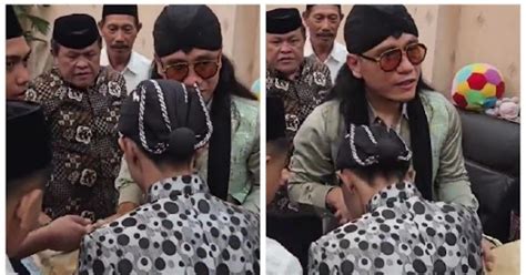 Viral Video Gus Miftah Terima Amplop Super Tebal Usai Ceramah, Netizen Langsung Suudzon Lantaran ...