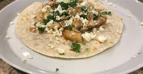 Slow Cooker Crispy Chicken Carnitas