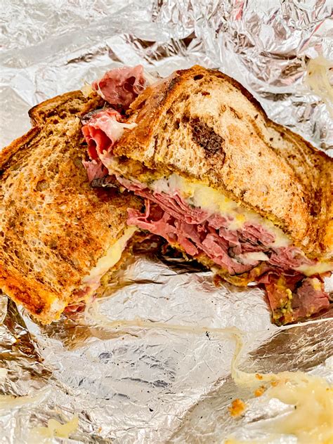 Where Can I Find The Best Sandwiches In San Antonio At The Best Delis