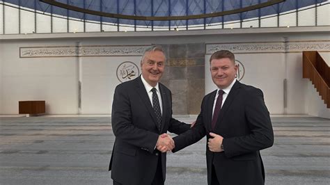 Ambasador Zlatko Lagumdžija Posjetio Muslimanski Kulturni Centar Ljubljana