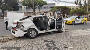 Família Tenta Levar Corpo De Mulher Morta Em Acidente Para O Pa