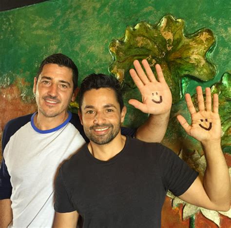 [pics] Harley Rodriguez And Jonathan Knight Pictures See Nkotb Singer