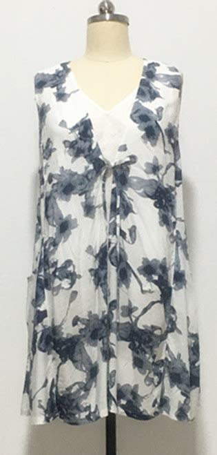 Kleen Women Clothing New Moon