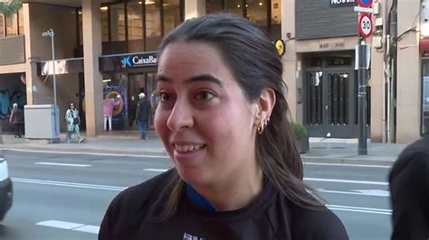 Ariel Trabajadora Con Un Sueldo De 1 200 Euros Sobre Llegar A Fin De