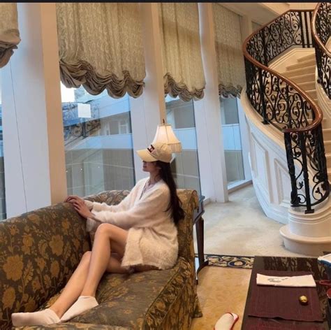 楊梓瑤剝掉智慧牙出埠晒腿散心 混血樣媽咪索爆曝光｜即時新聞｜繽fun星網｜oncc東網