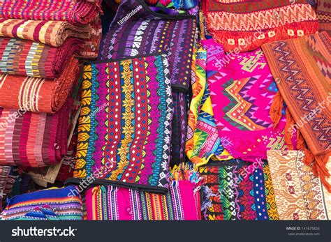 7 002 Imágenes De Guatemala Textiles Imágenes Fotos Y Vectores De