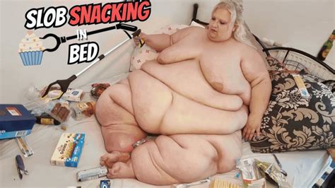 Slob Snacking In Bed 4k Ssbbw Doughbellygirl Clips4sale