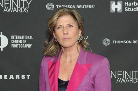 Wife Leaves One Of Worlds Richest Men For A Woman And…