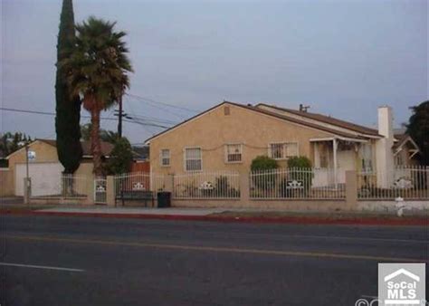 1721 W Wisteria Pl Santa Ana Ca 92703 Redfin