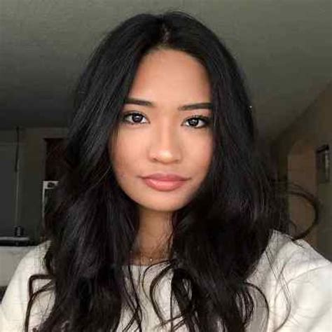 Who Is Youtube Star Kayla Kosuga Youtube Stars Kayla Celebrities