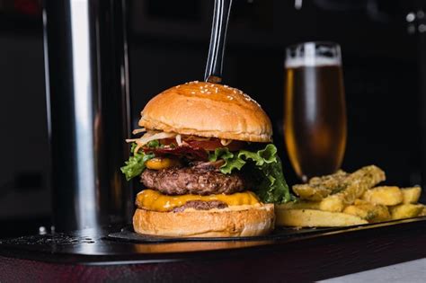 Premium Photo Classic Burger