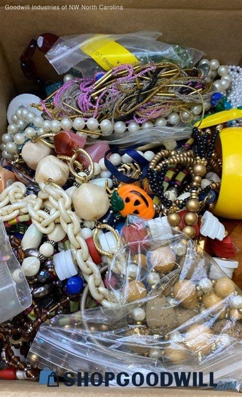 Assorted Bulk Costume Jewelry And More Lot 96lbs