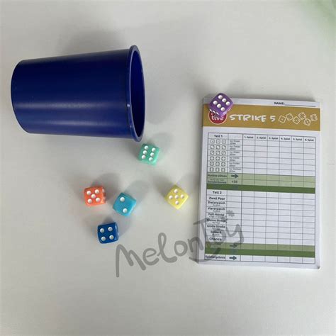 Custom Tabletop Dice Cup Game With Dice Scoring Pad Board Game For