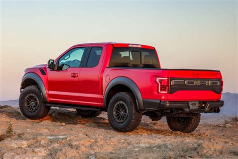 The 2019 Ford F 150 Raptors Suspension Adapts On The Fly Cnet