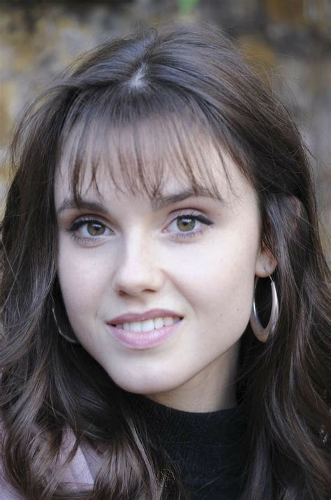 ポピー ダークヘア Poppy Drayton
