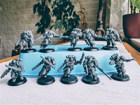 Slightly Modified Assault Intercessor Squad Dont Really Like Duplicate Poses On Models And