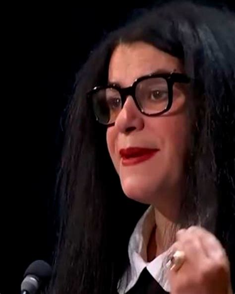 Marjane Satrapi Debiéramos Enseñar A Nuestros Hijos Que El Verdadero éxito Radica Ante Todo En