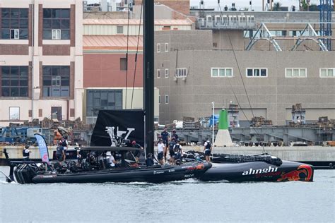 Inside The Americas Cup A Closer Look At Ac75 Masts And Rigging