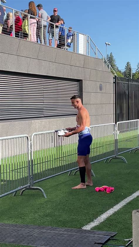 Nbc Olympics And Paralympics On Twitter Olympic Hurdler And Philadelphia Eagles Wide Receiver