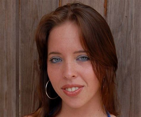 Kalee Hunter Biography Wiki Age Height Career Photos And More