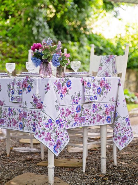 Russian Chintz Tablecloth Ivory Shop Beautiful Designs By April Cornell