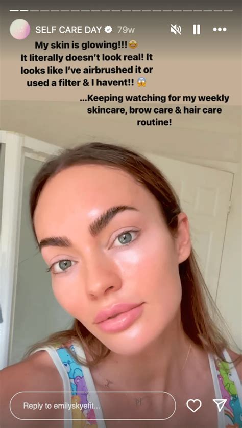 Emily Skye In Workout Gear Trains With Fiancé Declan Redmond