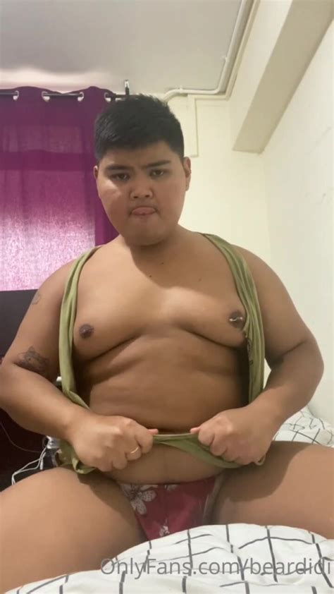 Gordito Sacándose La Lechita 日本語で