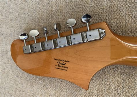 Squier Classic Vibe Starcaster Walnut Rock Stock Stores