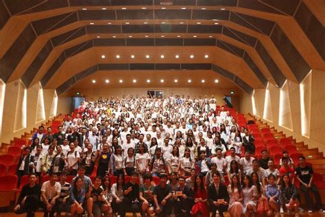 政当年华 学生会文艺部活动