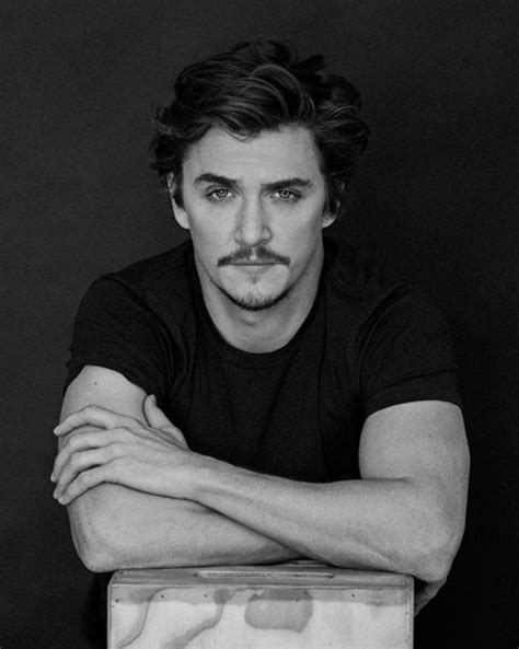 Kyle Gallner Biography American Actor