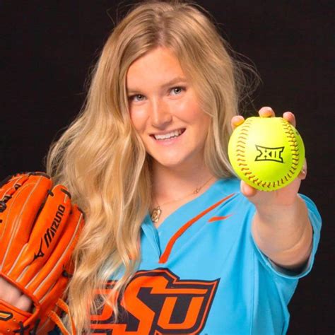 Top 50 Hottest Softball Players Sportytell