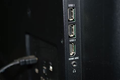 Your Smart TV Has a USB Port—Here’s What You Can Do With It