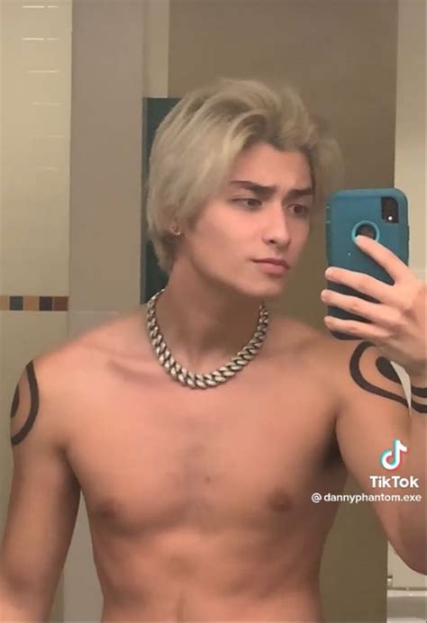 Dannyphantom Exe In 2024 Attractive Guys Attractive People Handsome Asian Men