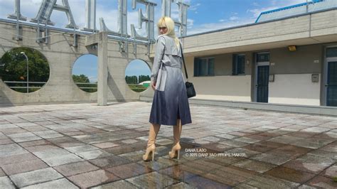 Dana Labo New Autumn Collection Catwalk In Long Coat And High Leather
