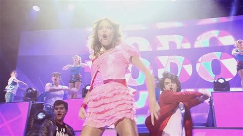 Violetta En Vivo Girlslabel