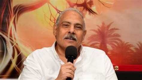 محمد رضوان يكشف كواليس مشاركته في فيلم ليه تعيشها لوحدك شاهد