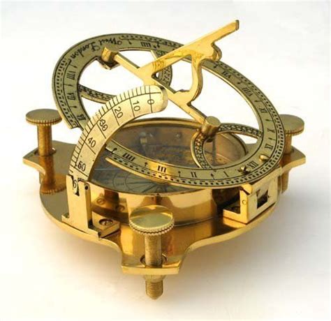 Redskytrader Sundial Compass Solid Brass Sun Dial Sundial Vintage