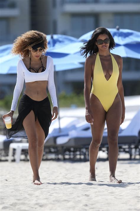 Claudia Jordan Sexy 70 Photos Thefappening