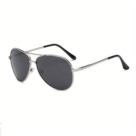 Vintage Classic Trendy Aviator Polarized Sunglasses With Glasses Case For Men Women Outdoor