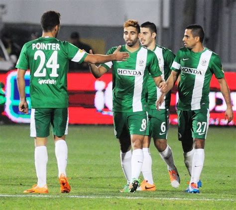 מחכים בסיבוב