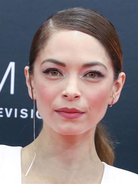 La Taille De Kristin Kreuk Quelle Taille Font Ils 📏