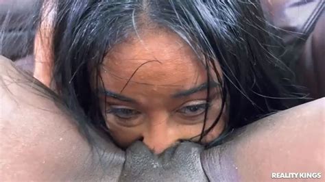 Welivetogether Ebony Mystique And Jennifer Exxotic Twerk For Work
