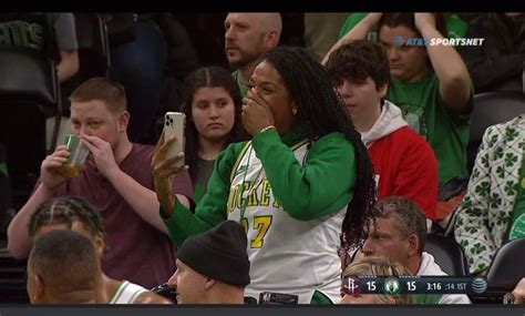 Rockets Loss But This Moment For Tari Eason Mom Teroya Is Pretty Awesome Rrockets