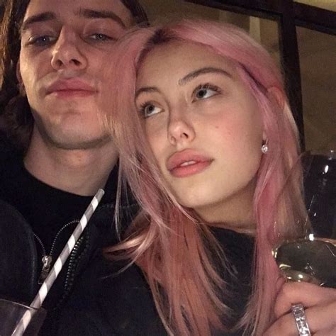 Mixdrop Couples Cute Couple Pictures Couple Aesthetic