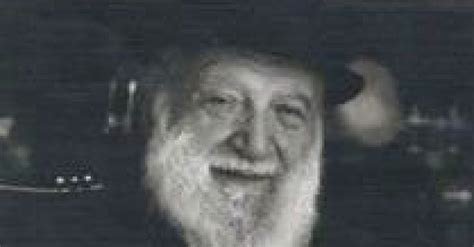 המשורר צבי יאיר זל בחדרי חרדים