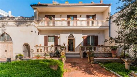 Viale Antonio Labianca 70010 Adelfia Ba Italia